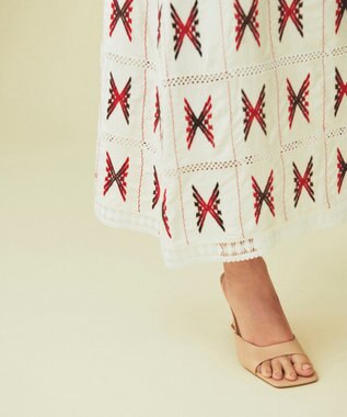 キカ刺繍ロングスカート / GRACE CONTINENTAL | GRACE キカ刺繍ロングスカート / GRACE CONTINENTAL | GRACE